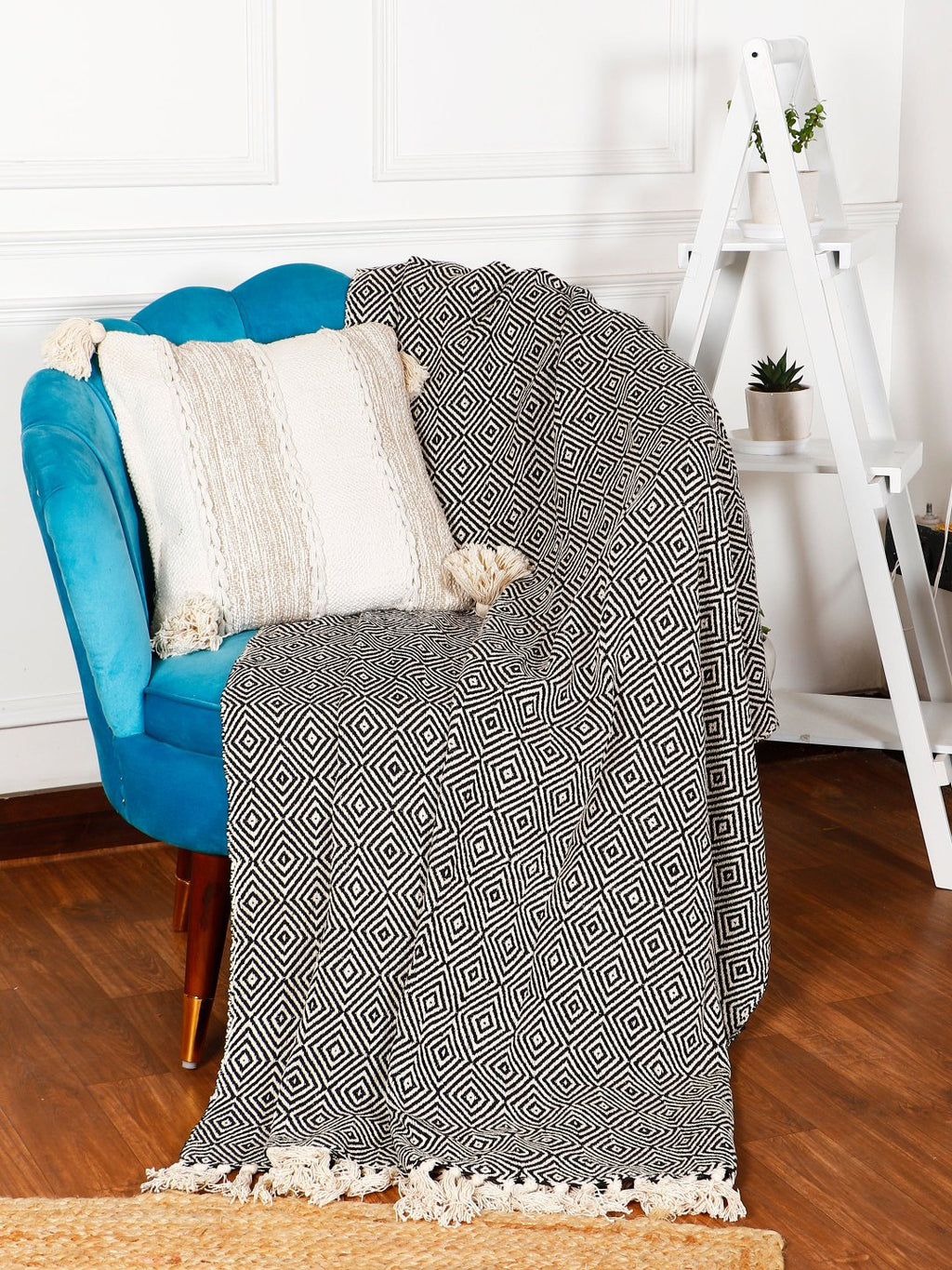 Cotton Diamond Throw – Sashaaworld