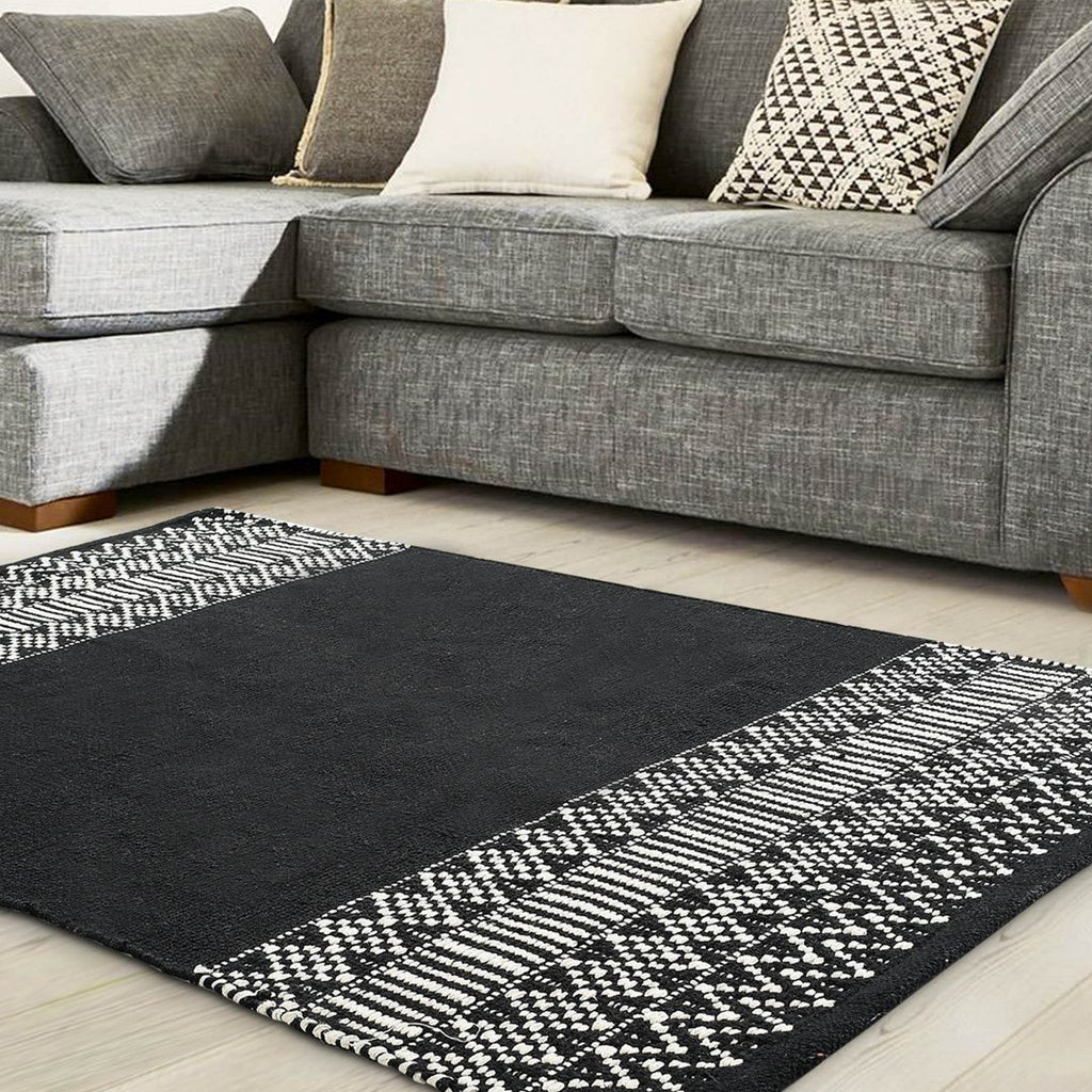 Woven Black & White Cotton Rug – Sashaaworld